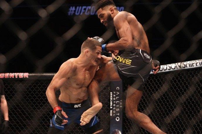 Neil Magny Will Face Philip Rowe at UFC on ABC 5